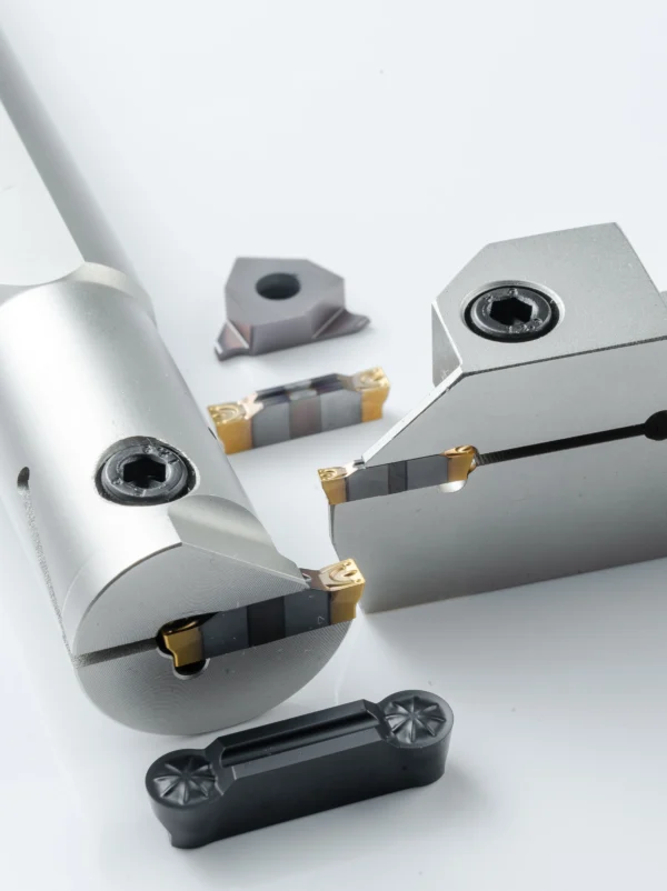 MEDIUM PROFILING INSERT - MT & MR with holder - RNN Phoenix Engineering ...